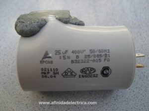 Autopsia de un capacitor – Afinidad Eléctrica