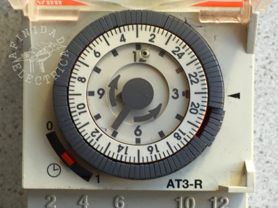 ¿Cómo se instala un reloj temporizador? – Afinidad Eléctrica